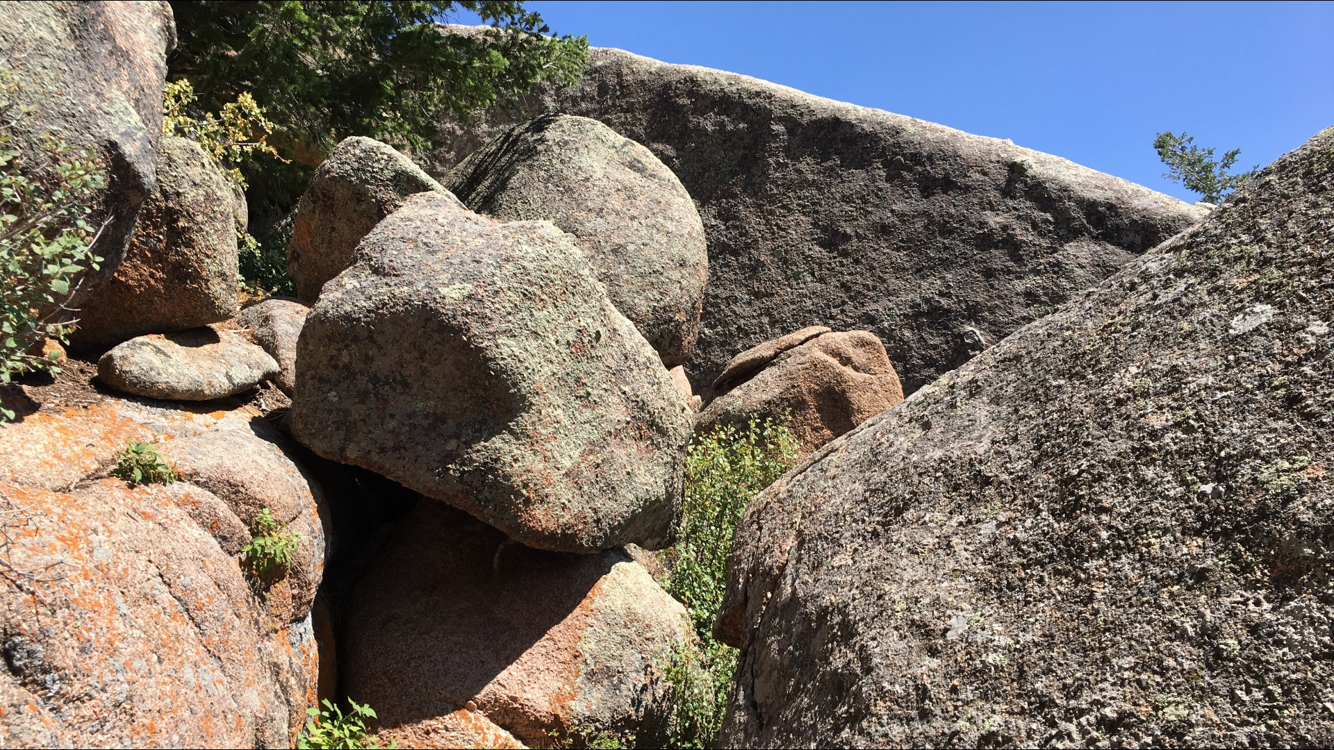 This trail has incredible rock formations and views – and you might ...