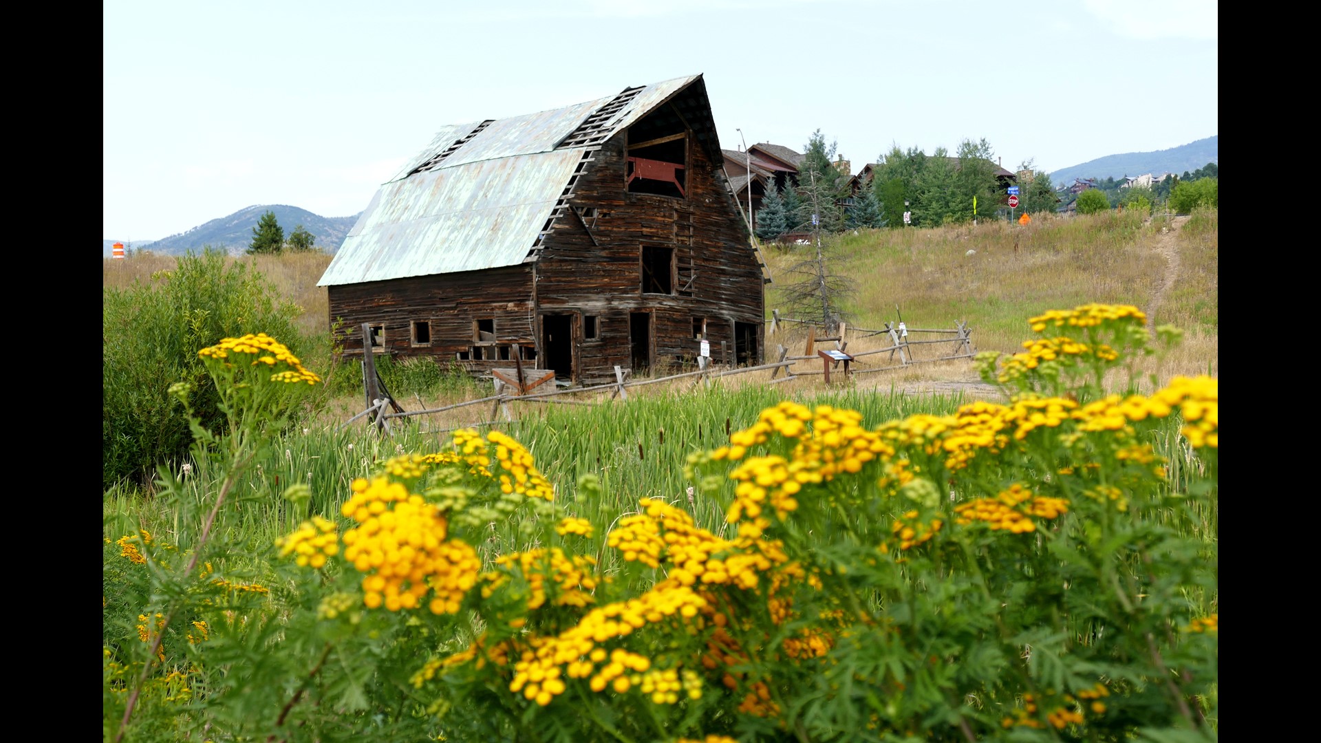 PHOTOS | Arnold Barn in Steamboat Springs | 9news.com
