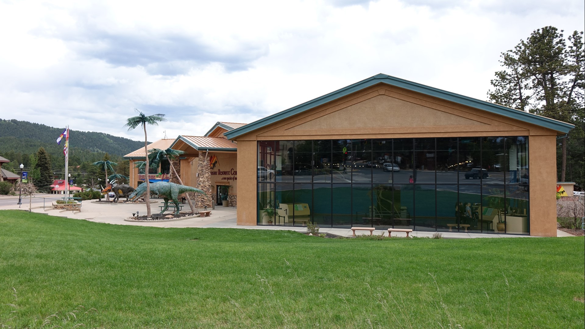 9Neighborhoods Guide to Woodland Park the 'City Above the Clouds ...