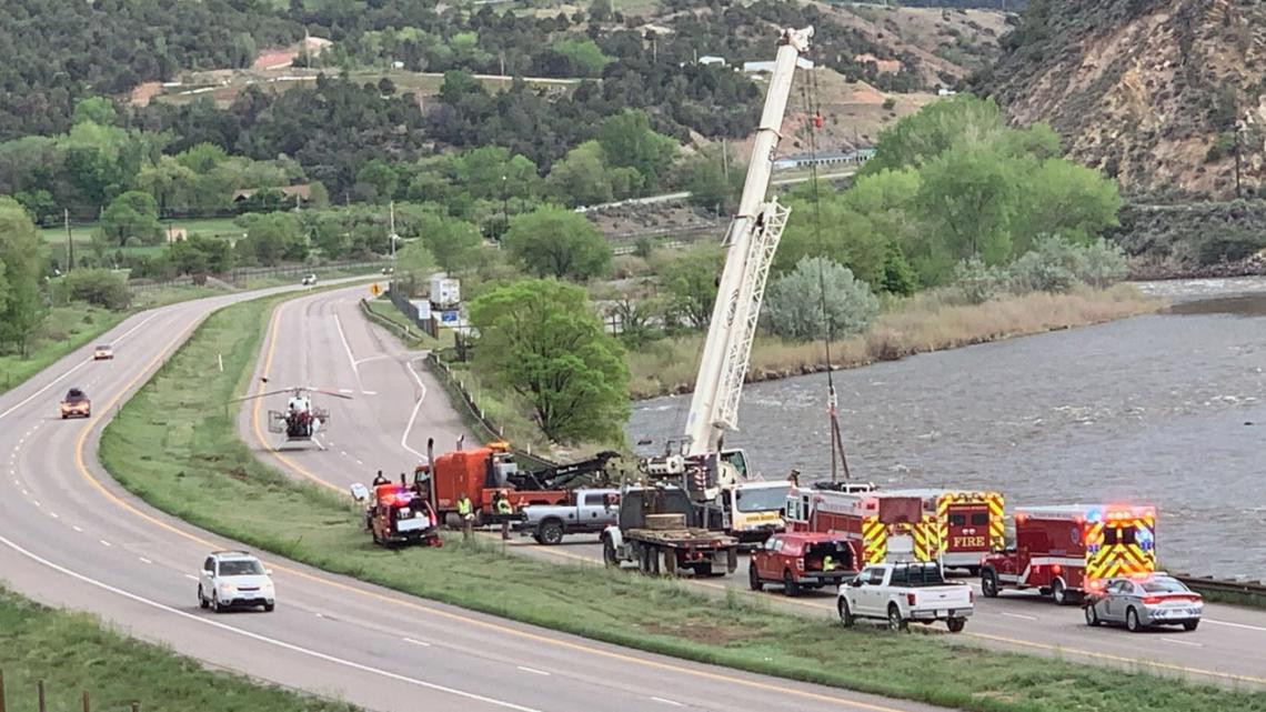 Eastbound lanes of I-70 closed near New Castle for crash | 9news.com