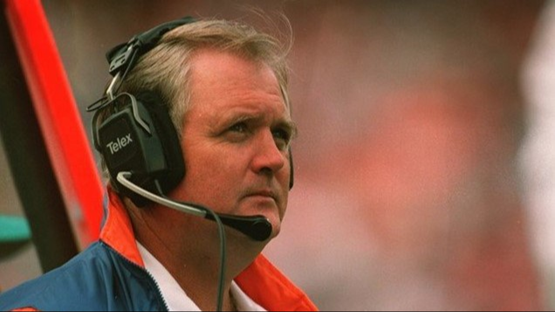 Broncos shower Wade Phillips with praise while seeking to beat him ...