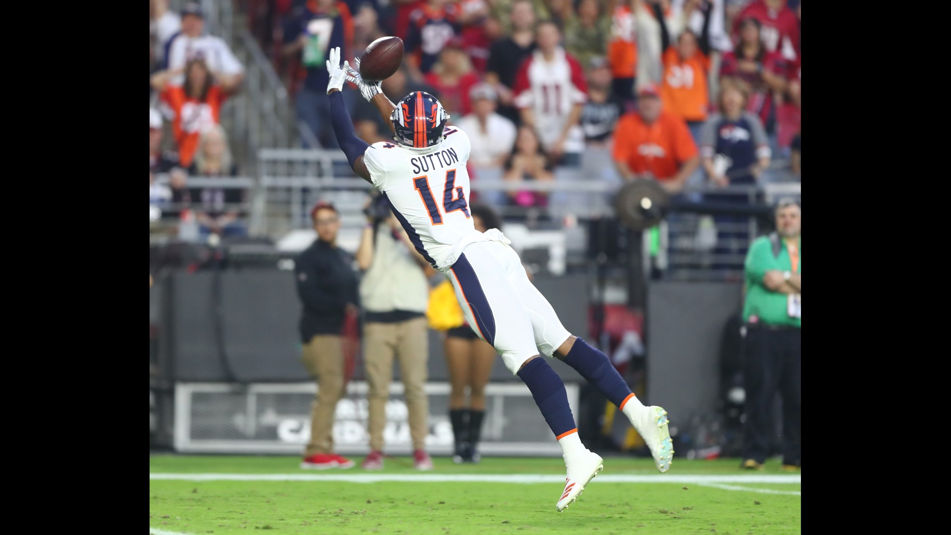 Denver Broncos kick Arizona's behinds, 45-10 | 9news.com