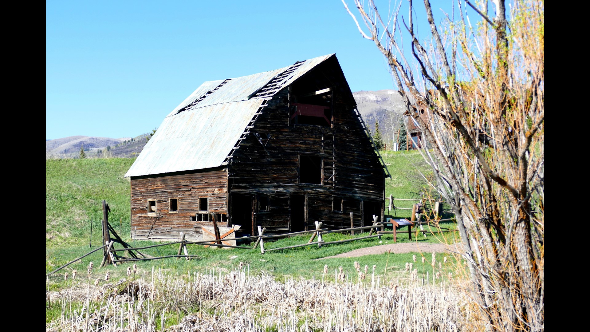 PHOTOS | Historic Arnold Barn in Steamboat Springs | 9news.com