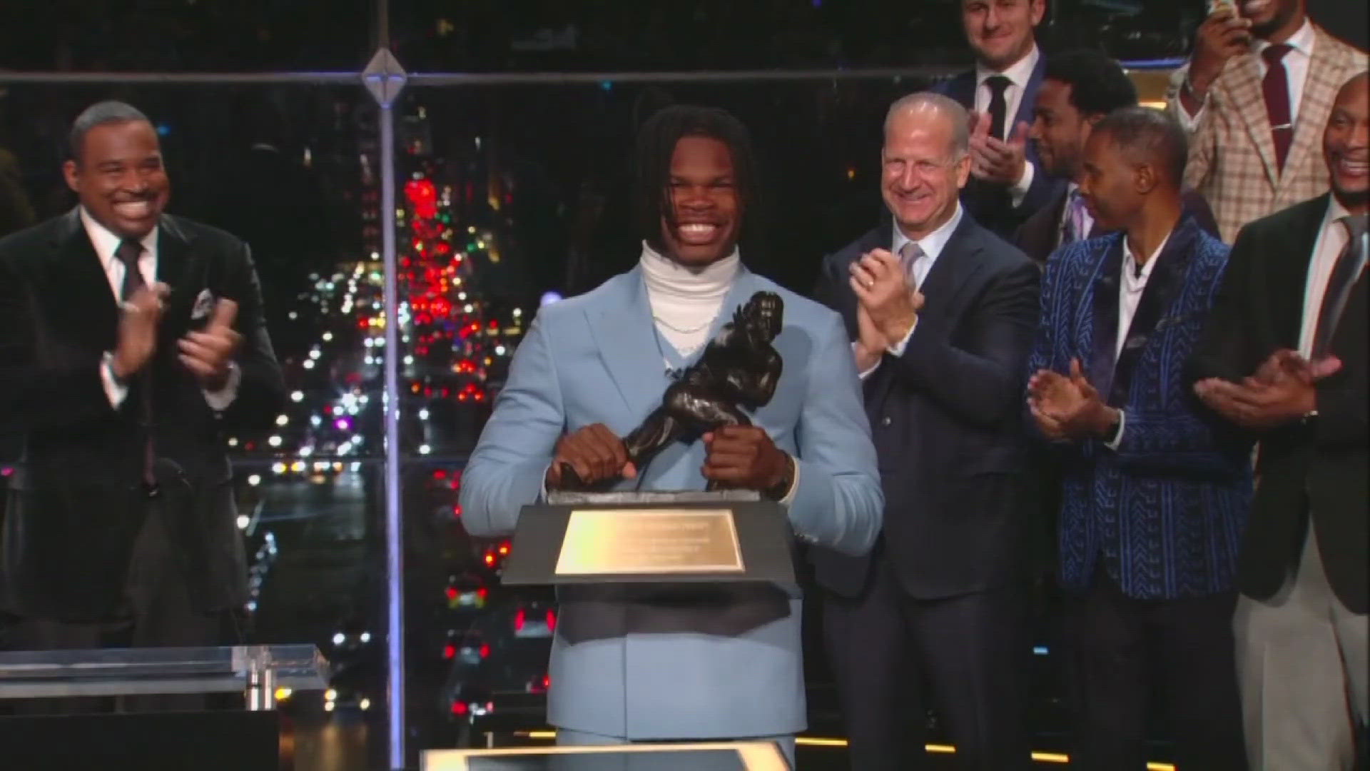 Colorado Buffaloes' Travis Hunter wins Heisman Trophy | 9news.com