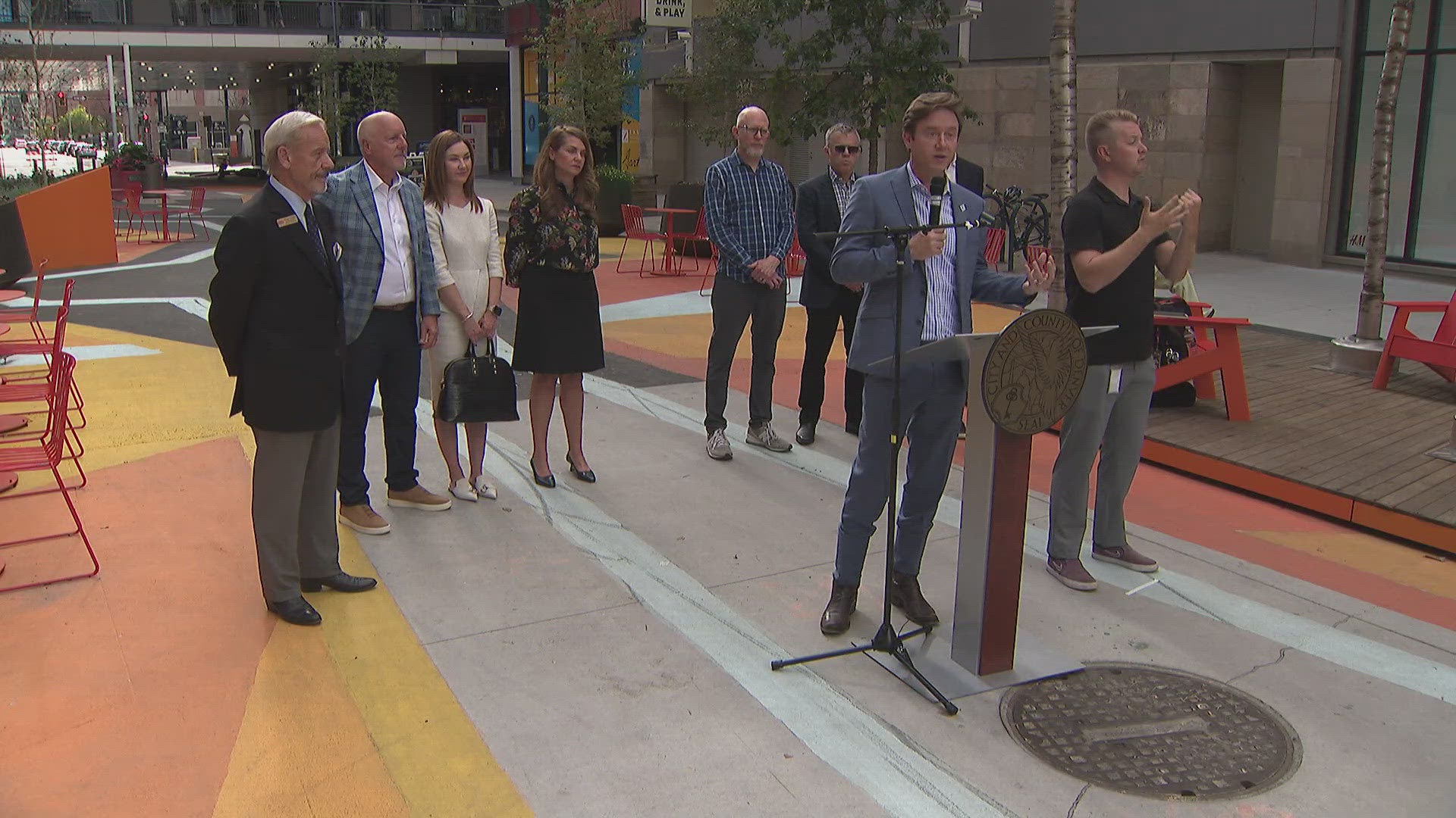 Denver city leaders announce purchase of Denver Pavilions on 16th ...