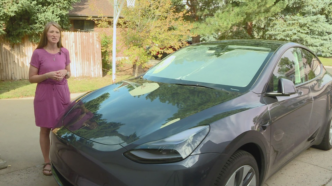 Centennial woman's windshield hit by objects thrown from truck | 9news.com