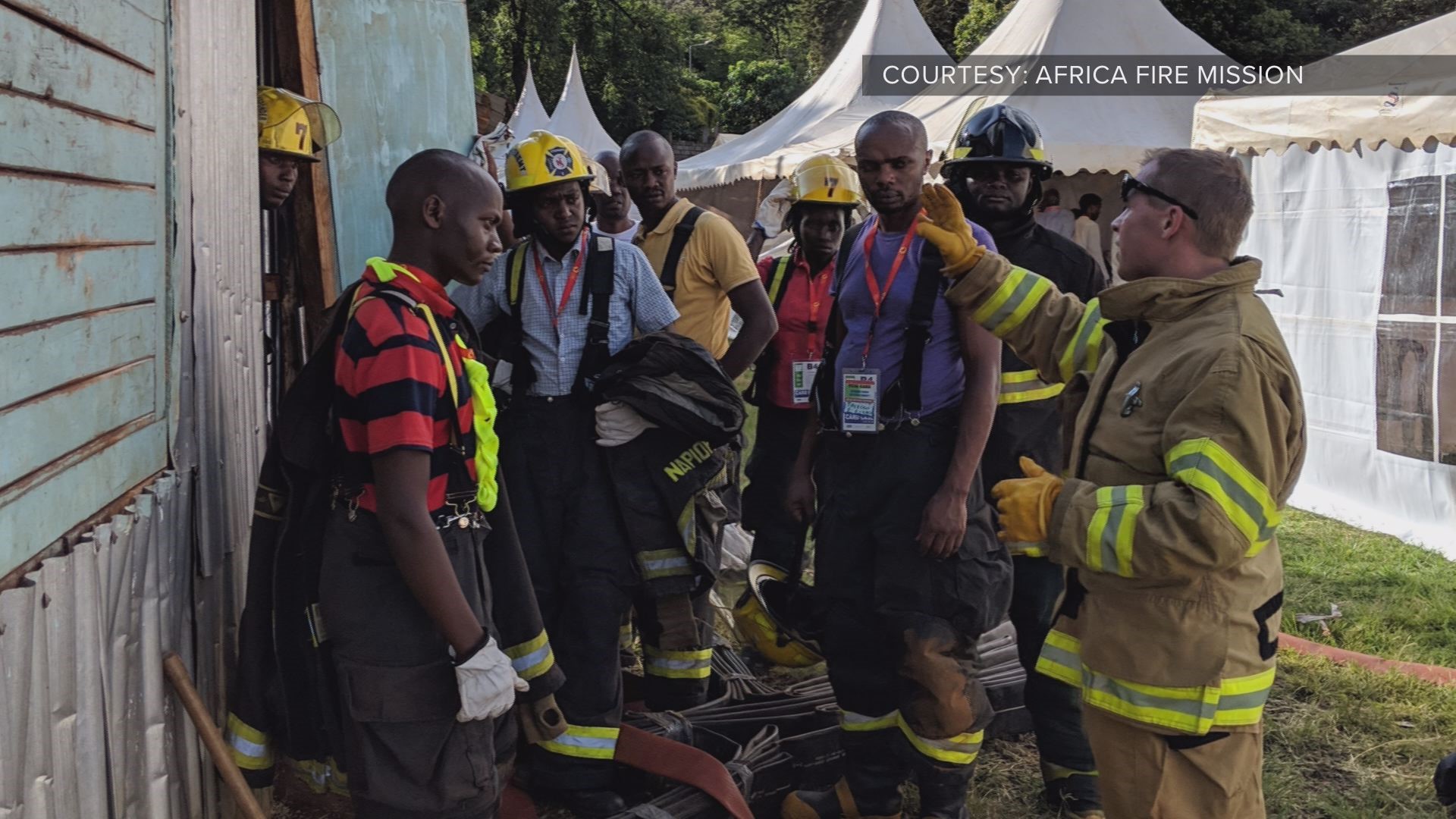 Colorado firefighters train Kenyan colleagues overseas | 9news.com