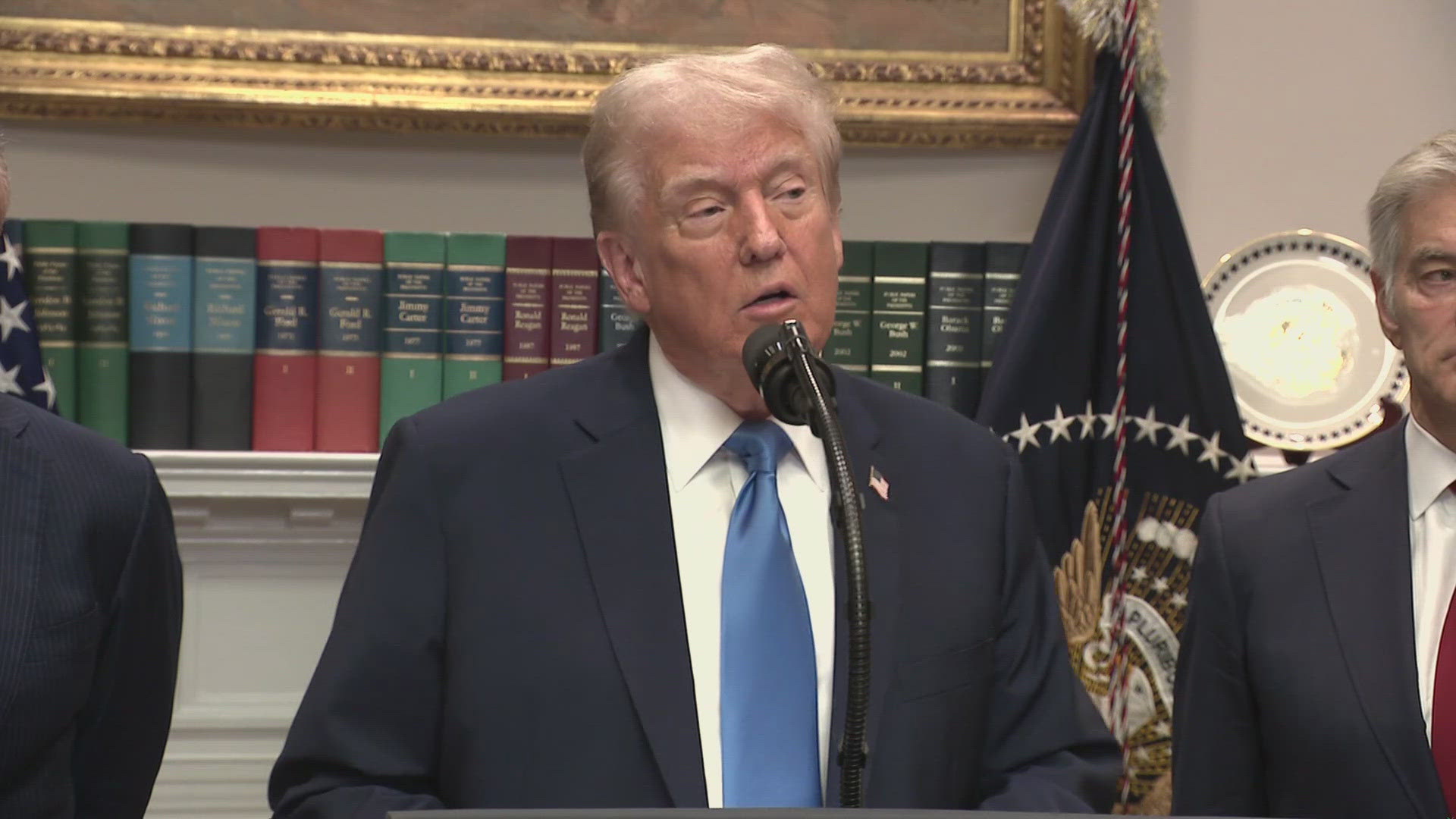 Trump warns women against Tylenol use amid autism claims | 9news.com