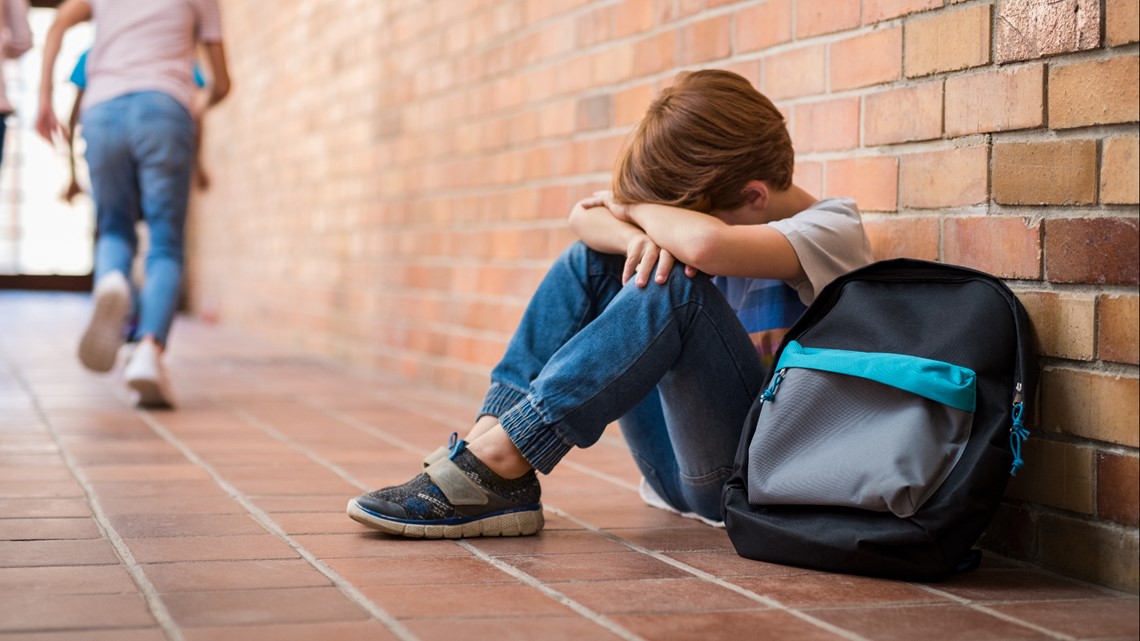 Summit addresses school bullying, marijuana, violence, suicide | 9news.com