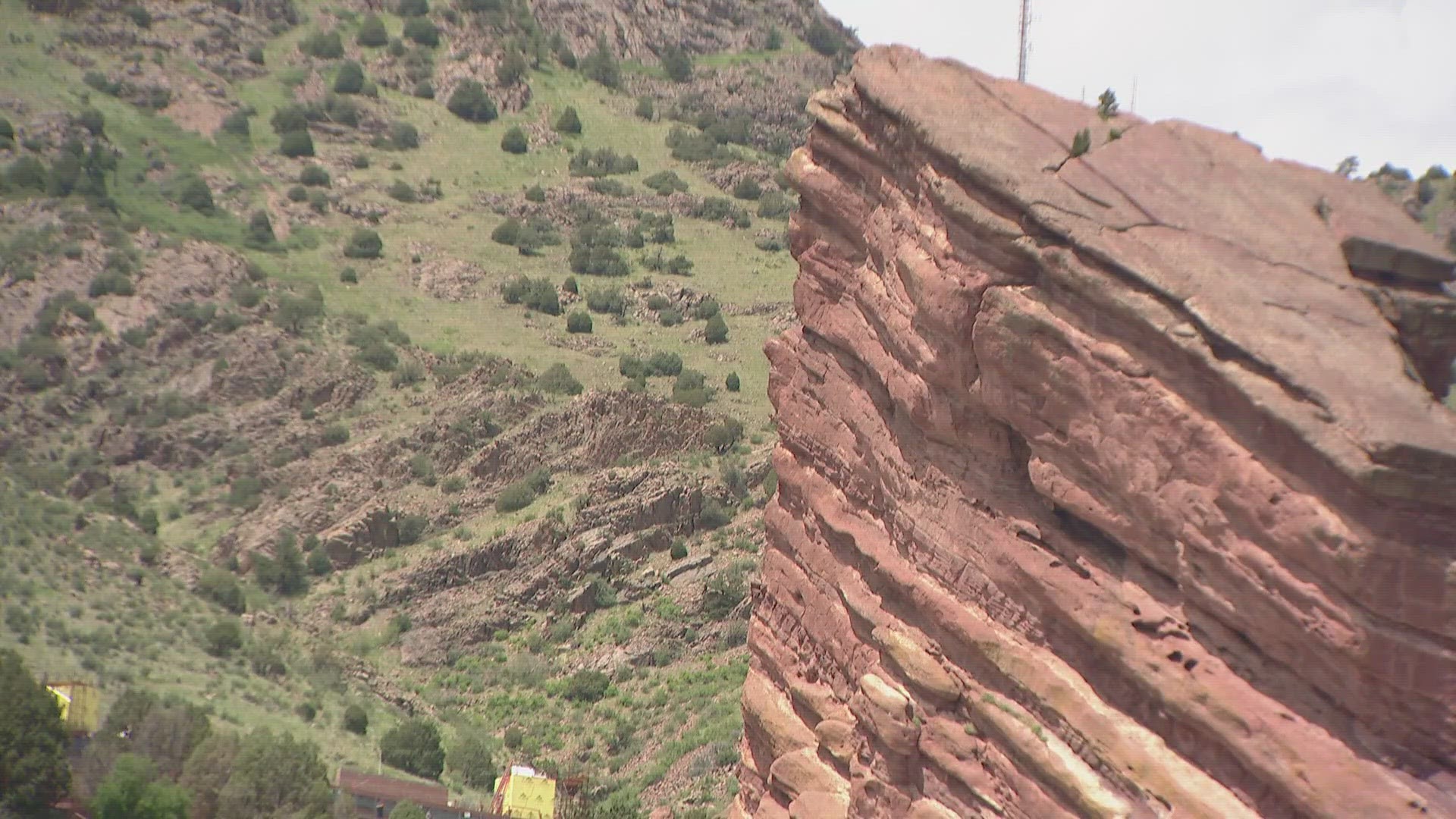 Concertgoers say not enough notice given by venue before shocking ...