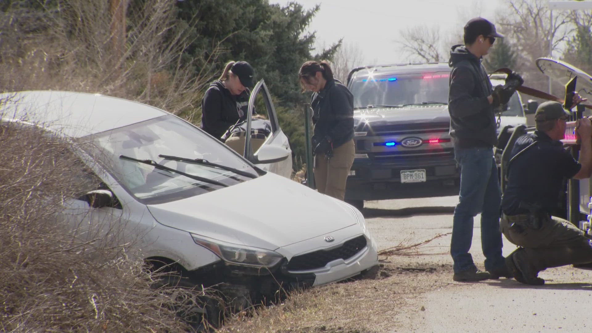 Man shot by deputy after commandering patrol car, sheriff's office says ...