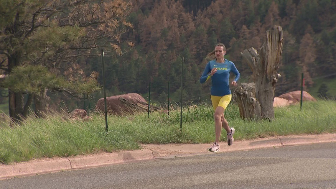 2 Ukrainian woman running BolderBoulder | 9news.com