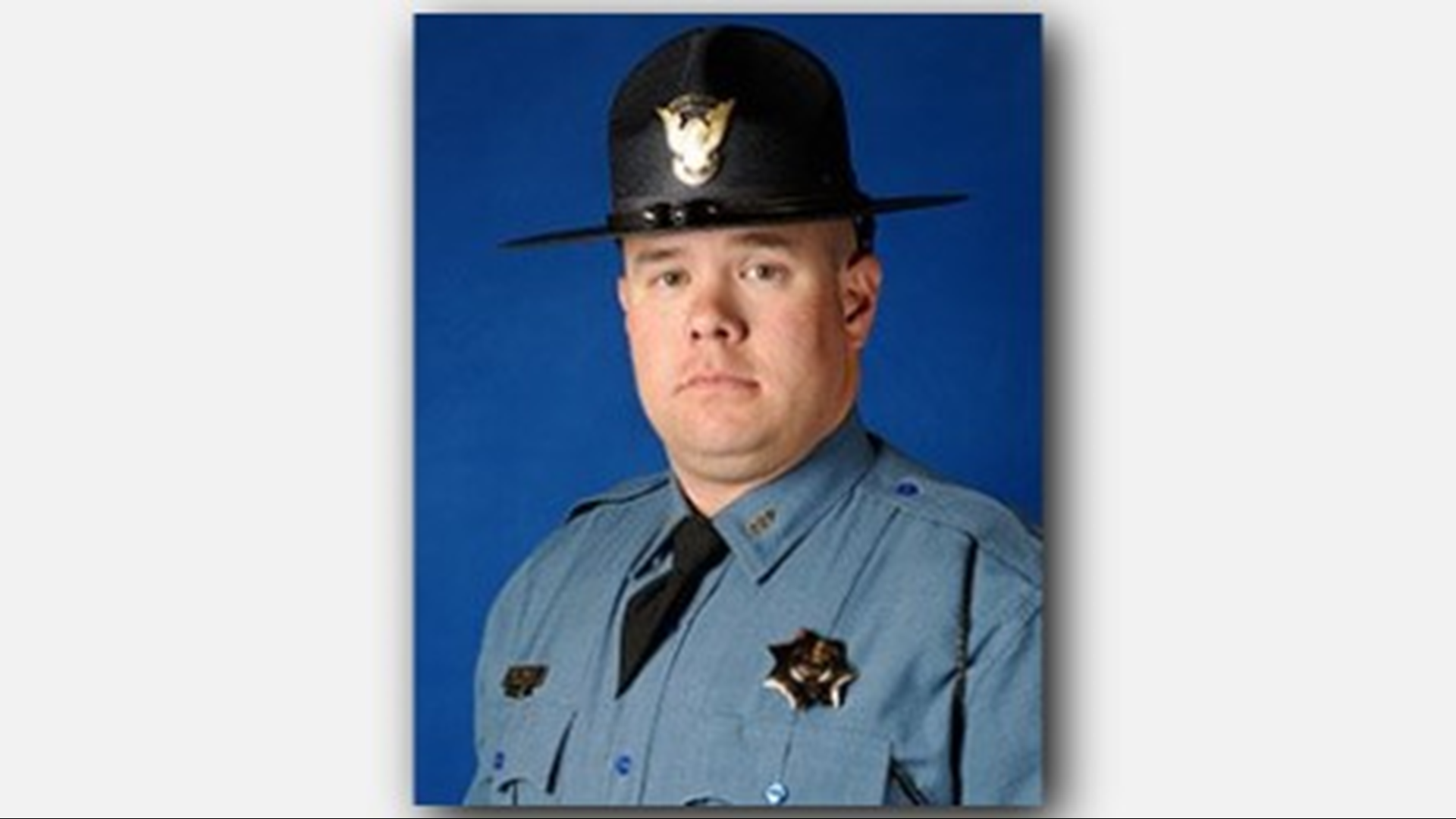 Public can leave flowers, cards on CSP trooper's car who died on duty ...