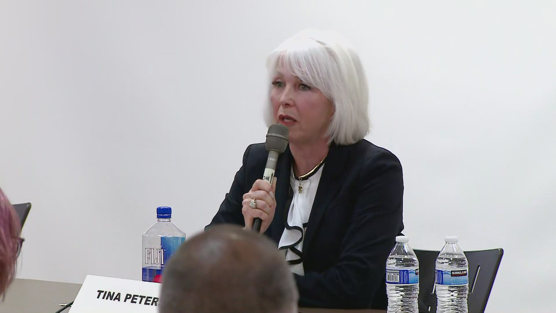 Trump says on Truth Social he's pardoning former Mesa County Clerk Tina ...