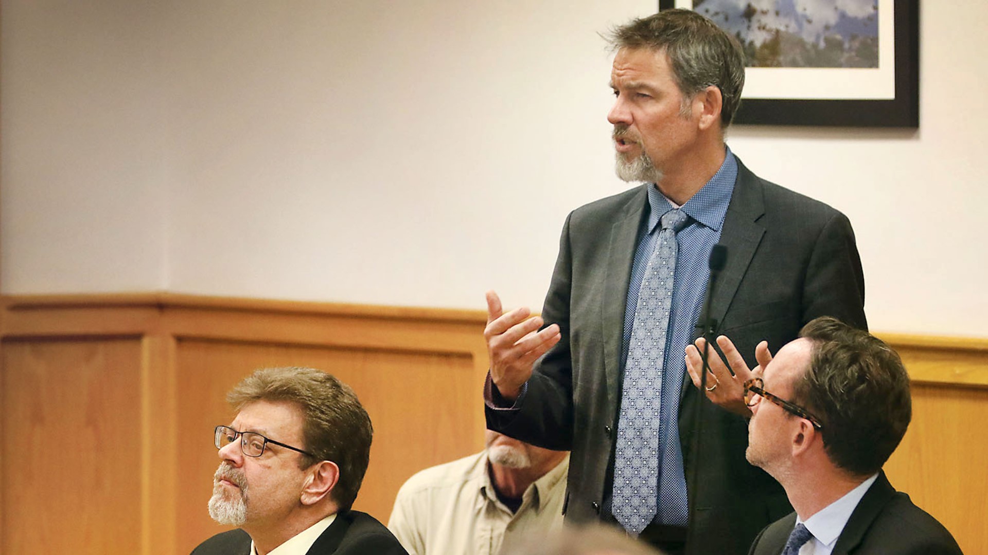 Mark Redwine trial: Jury begins deliberations | 9news.com