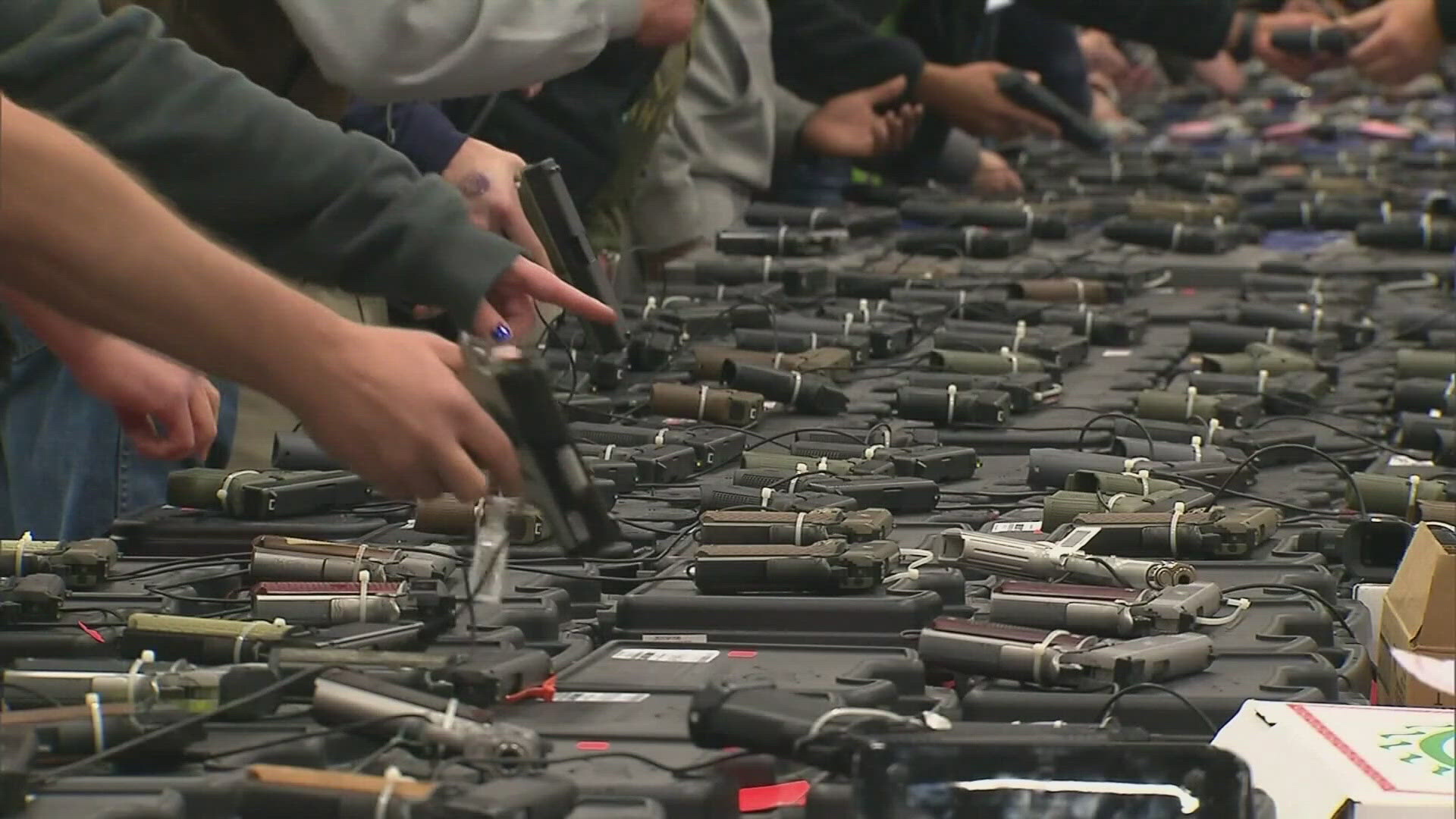 Minor scores 18, hits game-winning 3-pointer as Pittsburgh hands Ohio ...