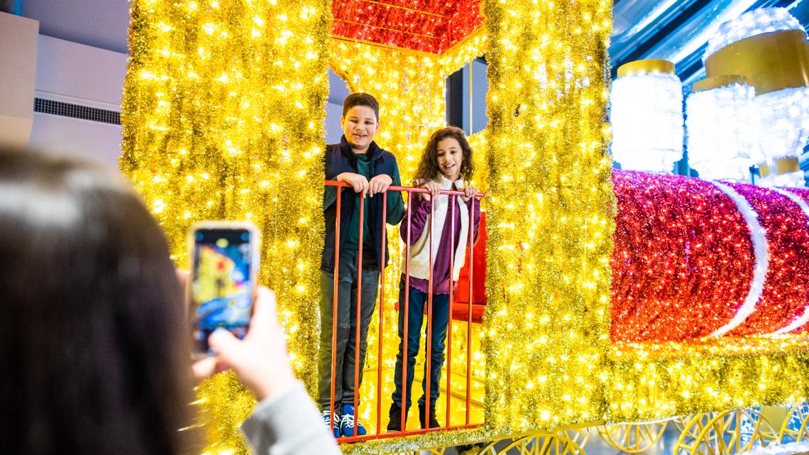 3 million holiday lights coming to Elitch Gardens this Christmas ...