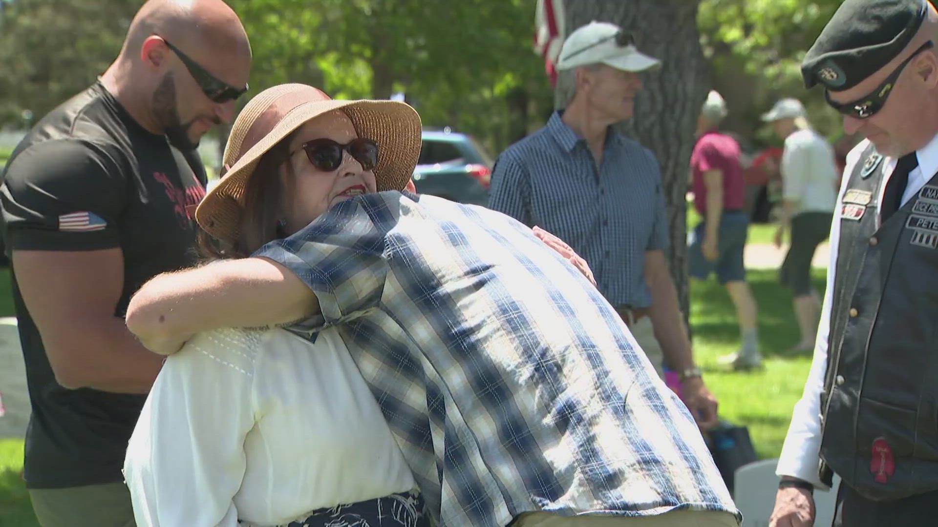 Memorial Day ceremony at Fort Logan National Cemetery | 9news.com