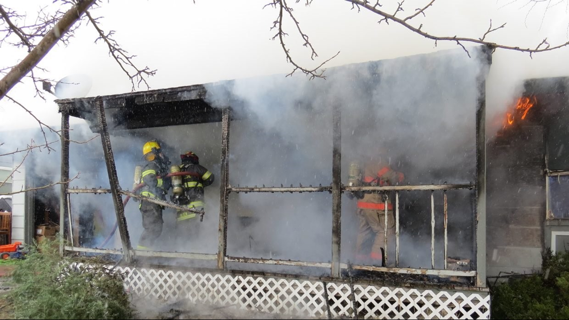 Craig house fire leaves 3-year-old child dead | 9news.com
