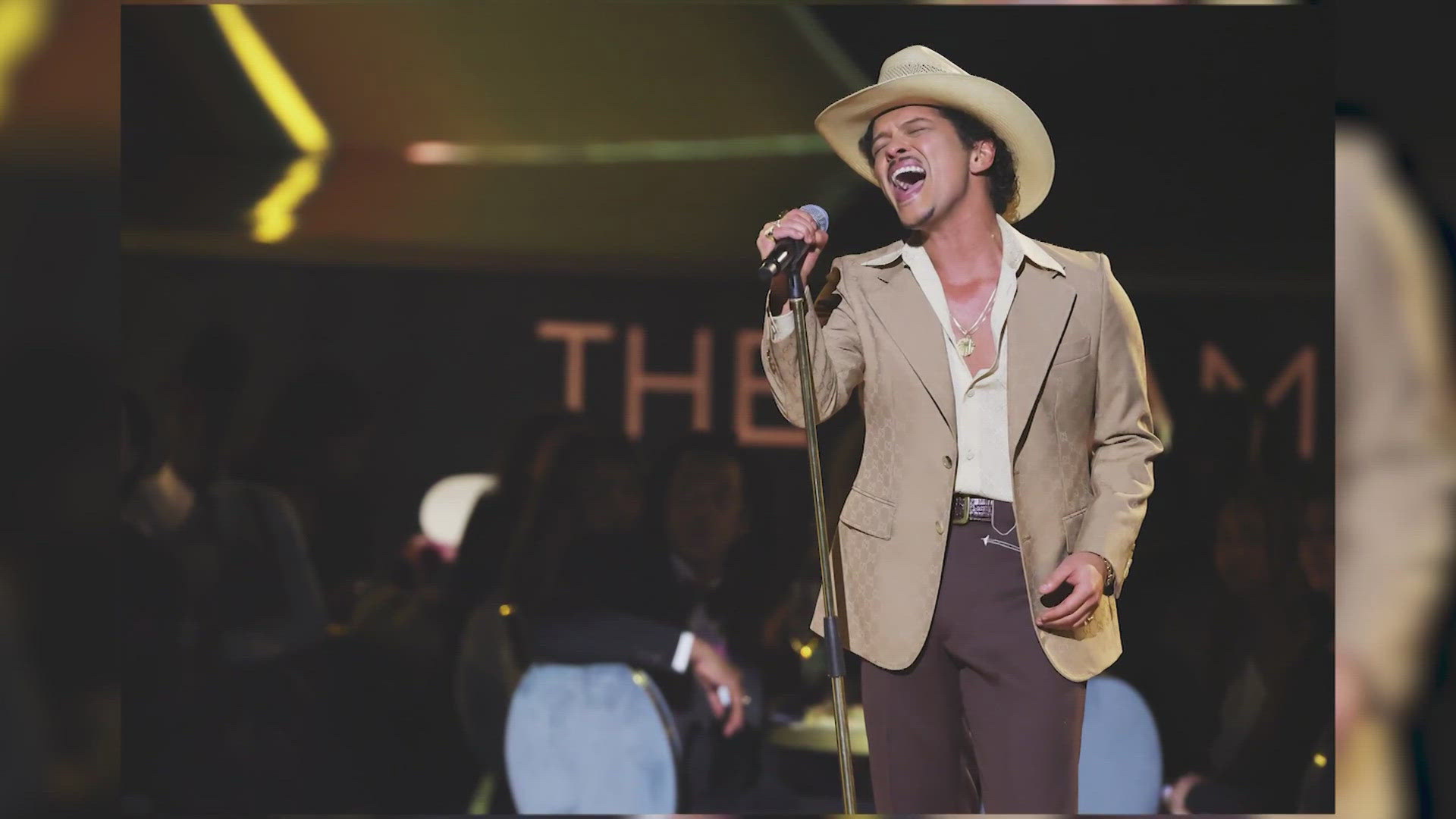 Bruno Mars announces second Colorado stadium concert | 9news.com