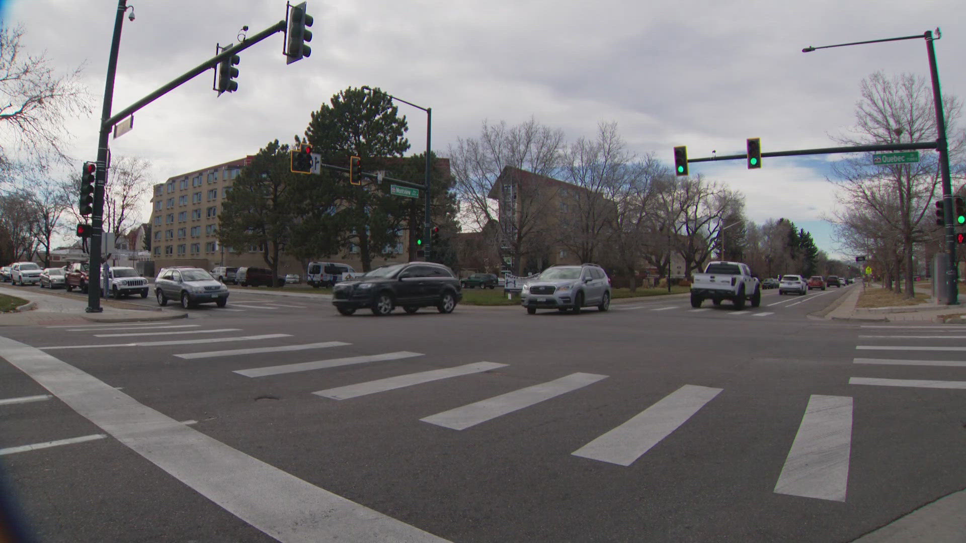 Dendy scores 3 TDs in Bowling Green's season-ending victory over winless UMass 45-14 | 9news.com