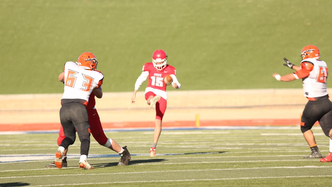 Eaton football wins 2020 state football championship over Lamar | 9news.com