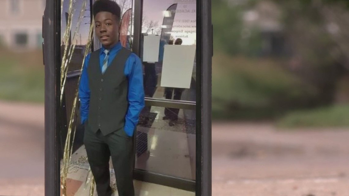 Teen killed in Highlands Ranch crash | 9news.com