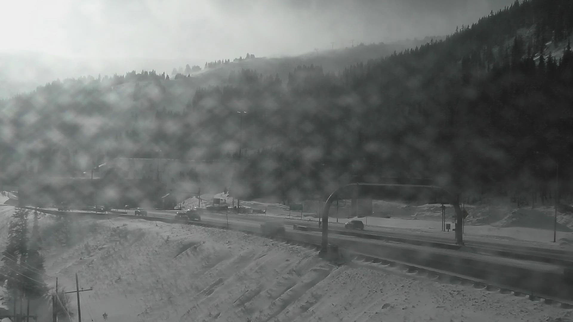 Latest headlines | Front Range remains snow-free, while waves of snow ...