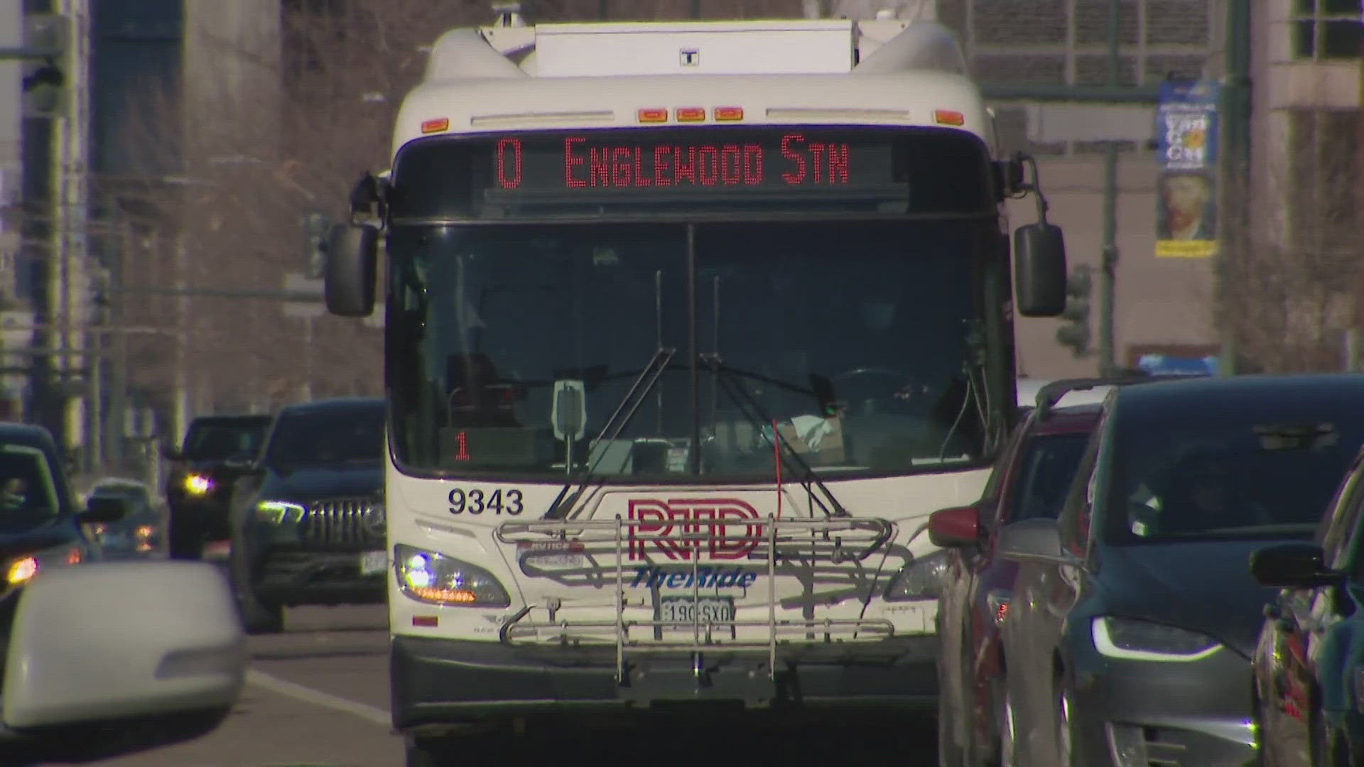 Denver buses, trains stop service soon after midnight on New Year's Eve ...