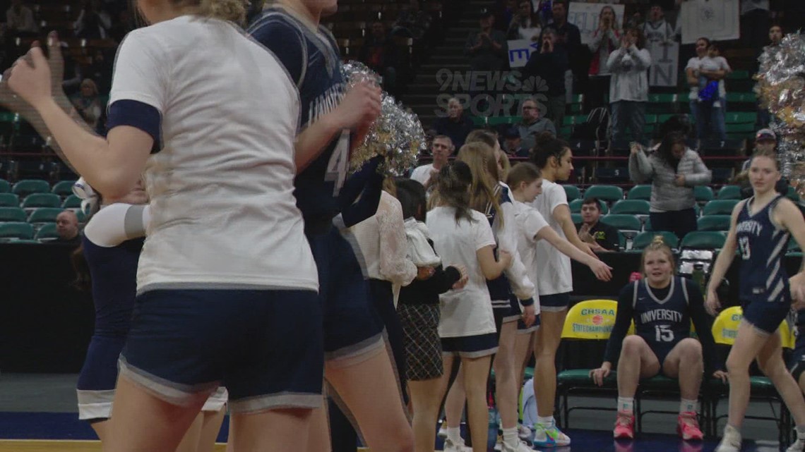 D'Evelyn stays perfect, powers past University to punch their ticket to ...