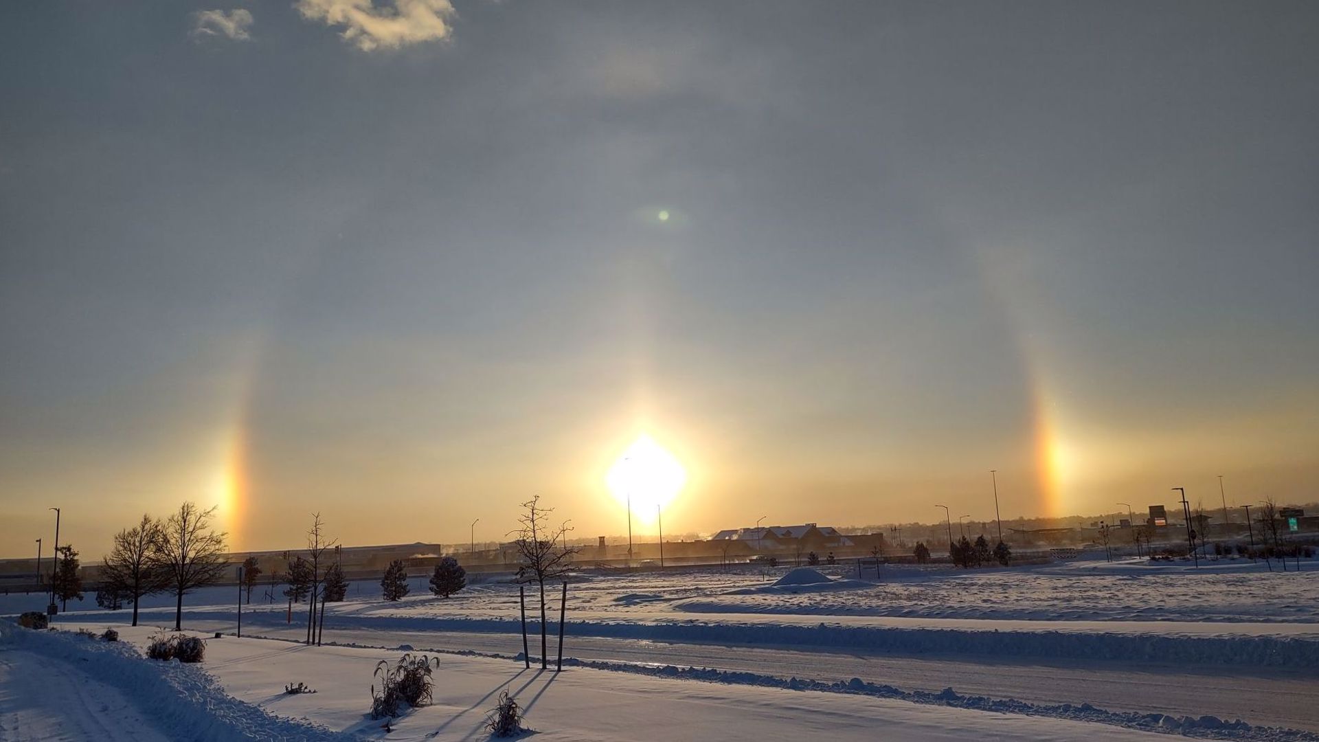'Sundogs' in Colorado: What are sundogs and how are they formed ...