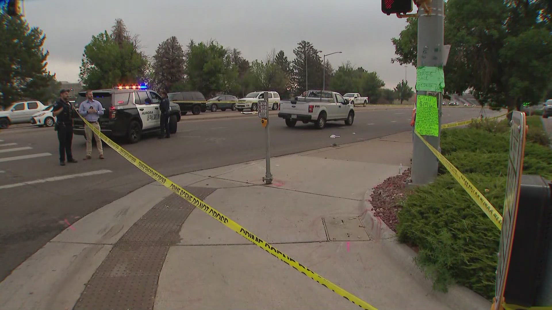 Early morning crash kills 1 in Aurora | 9news.com