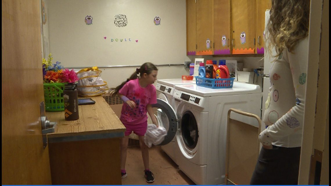 Doull Elementary School partners with Whirlpool to do laundry | 9news.com