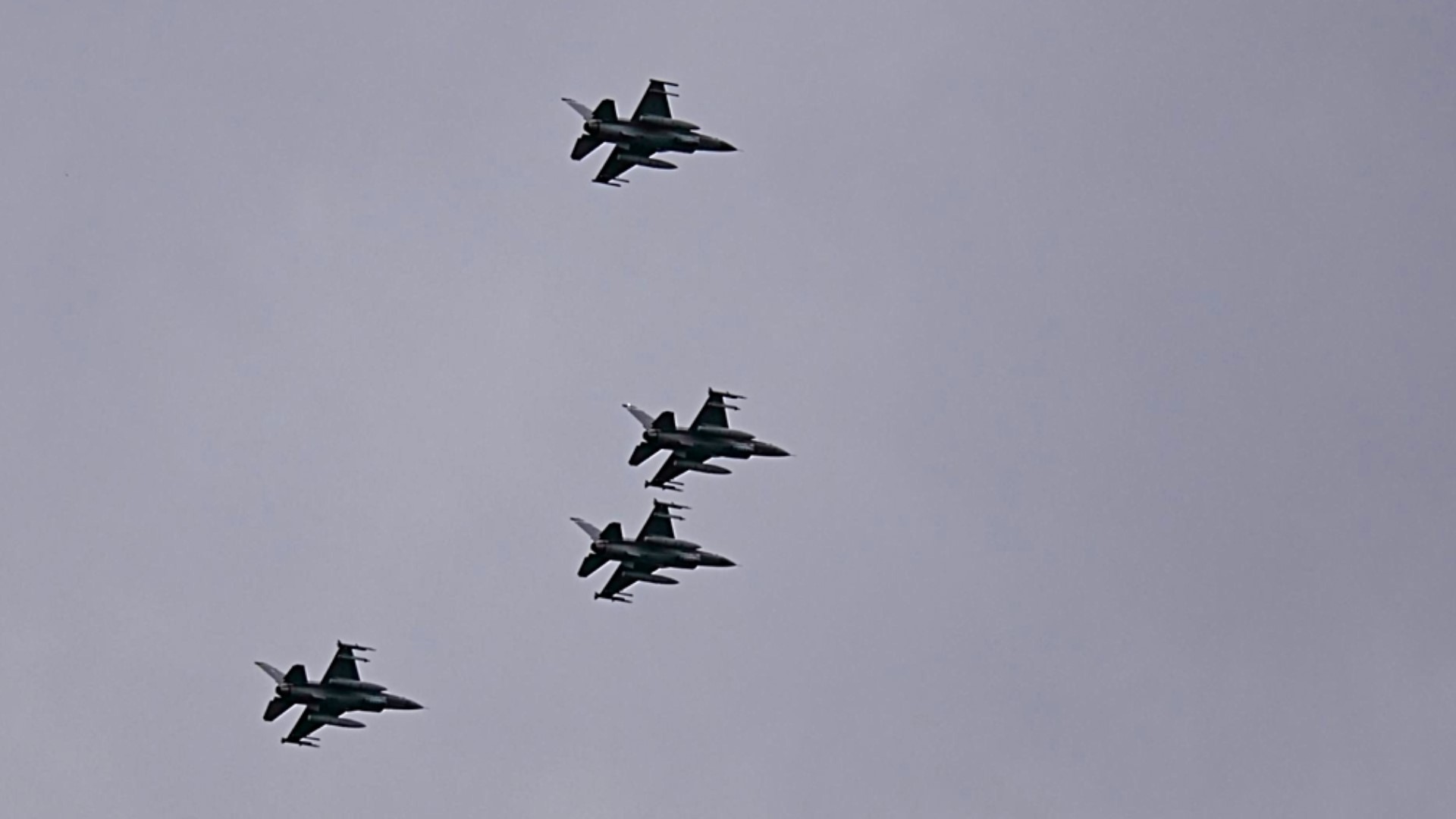 WATCH: Airplane parade flies over Denver metro area on May 14 | 9news.com