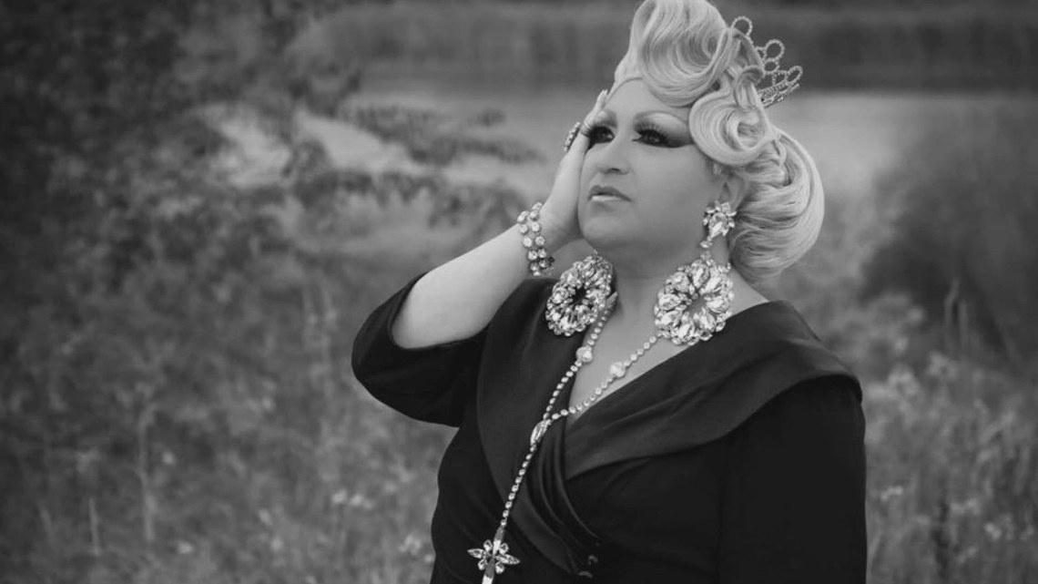 Denver LGBTQ+ community mourns beloved drag queen | 9news.com