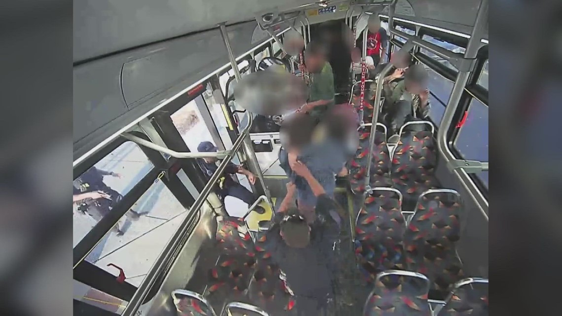 DA finds Aurora officers were justified in shooting on RTD bus | 9news.com