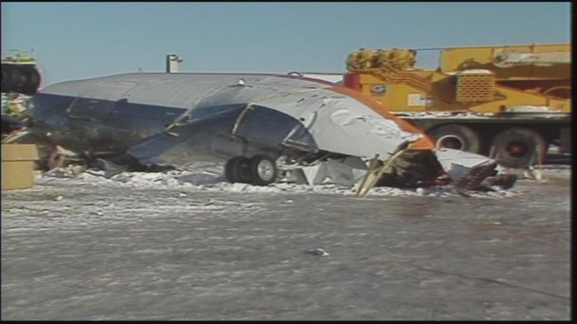 9NEWS anchor Gary Shapiro's report on the 1987 plane crash at Stapleton ...