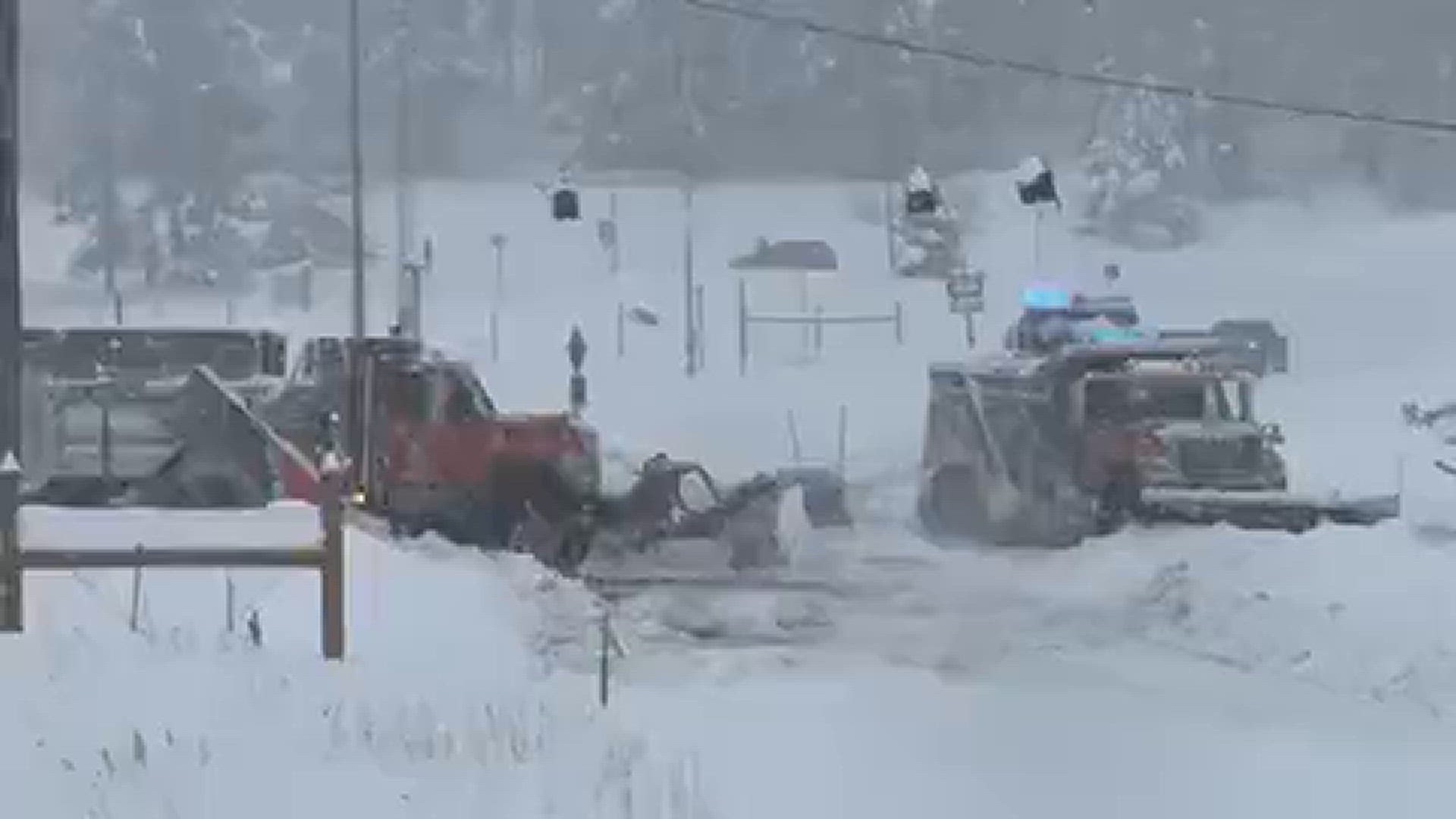 Genesee Buffalos and CDOT plows | 9news.com