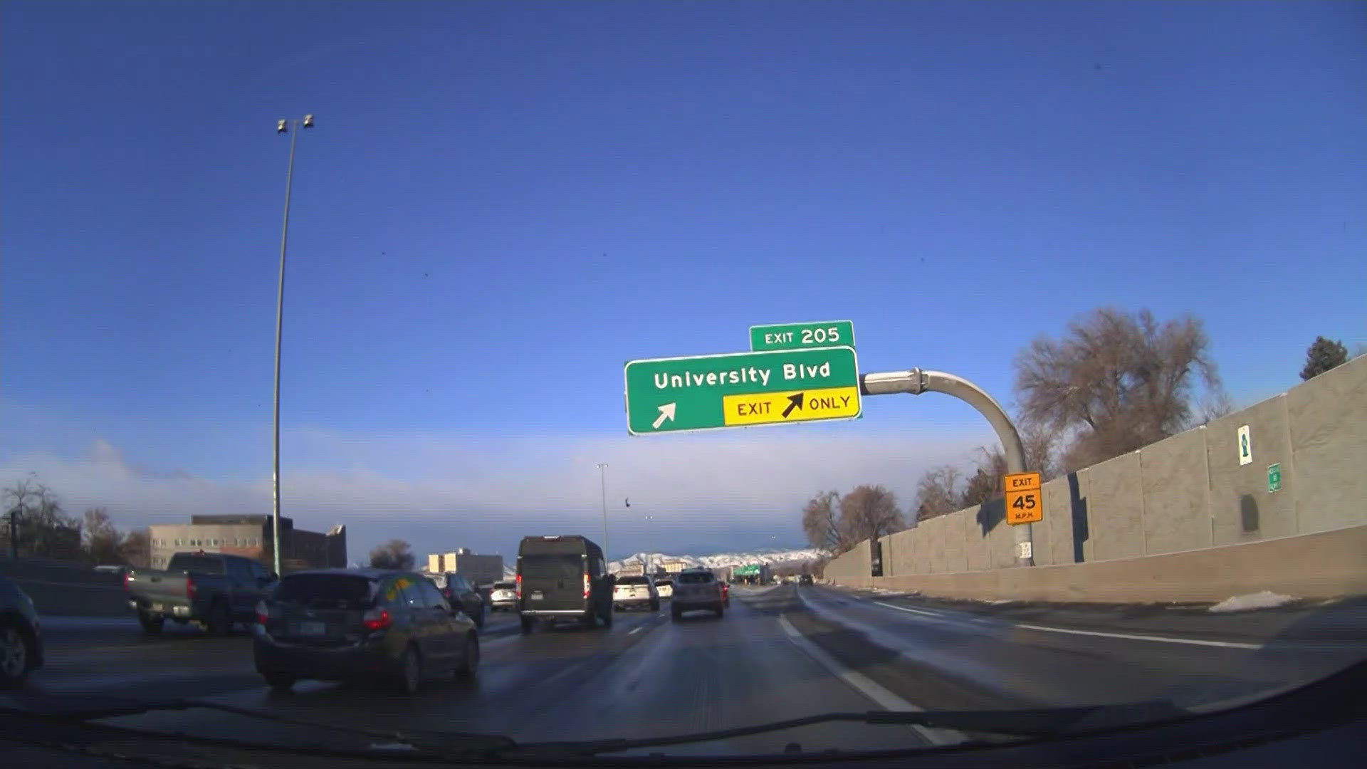 Colorado road conditions: Snow makes Denver metro area travel a mess ...