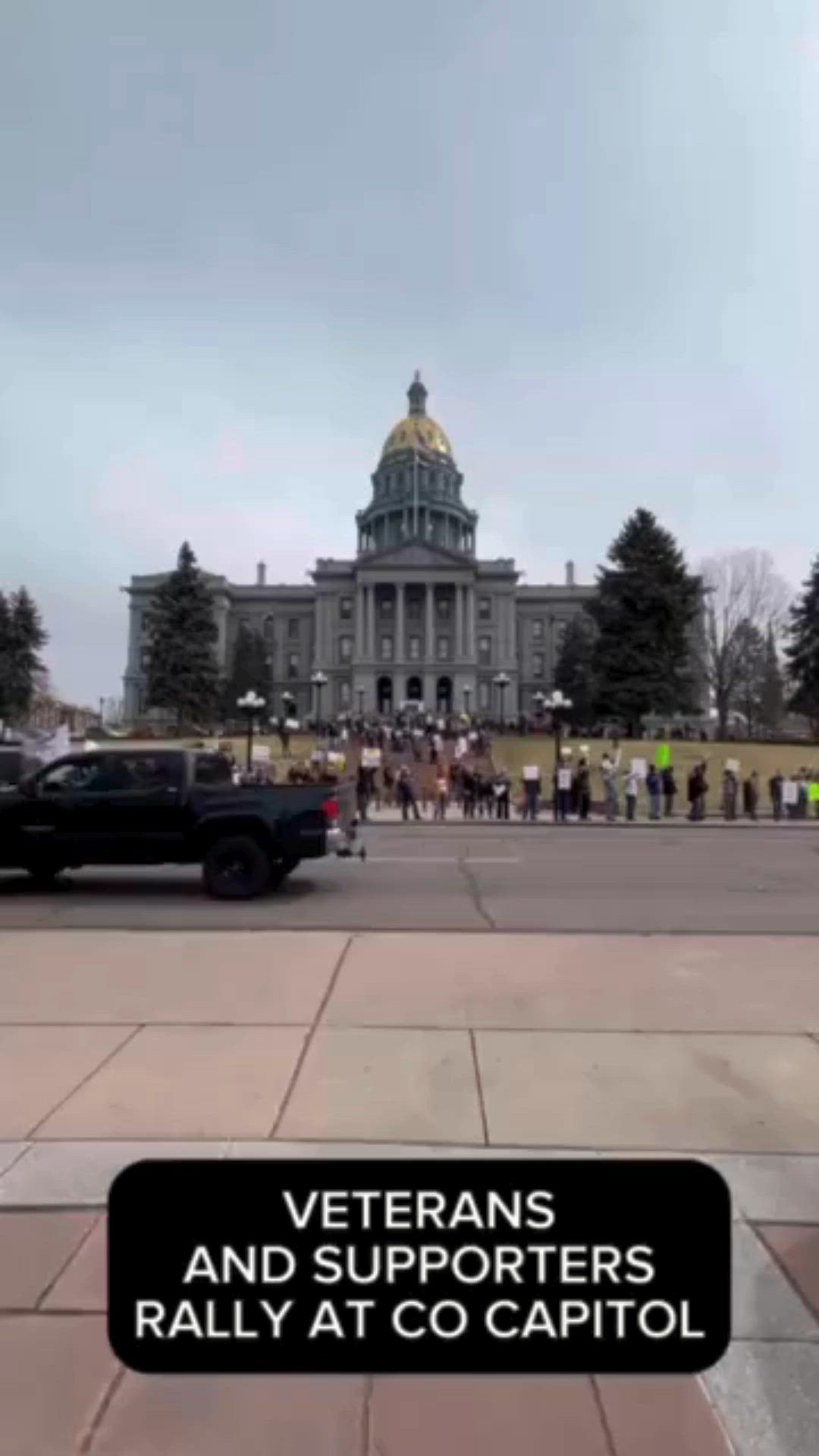 Veterans protest cuts to services at the Colorado Capitol | 9news.com