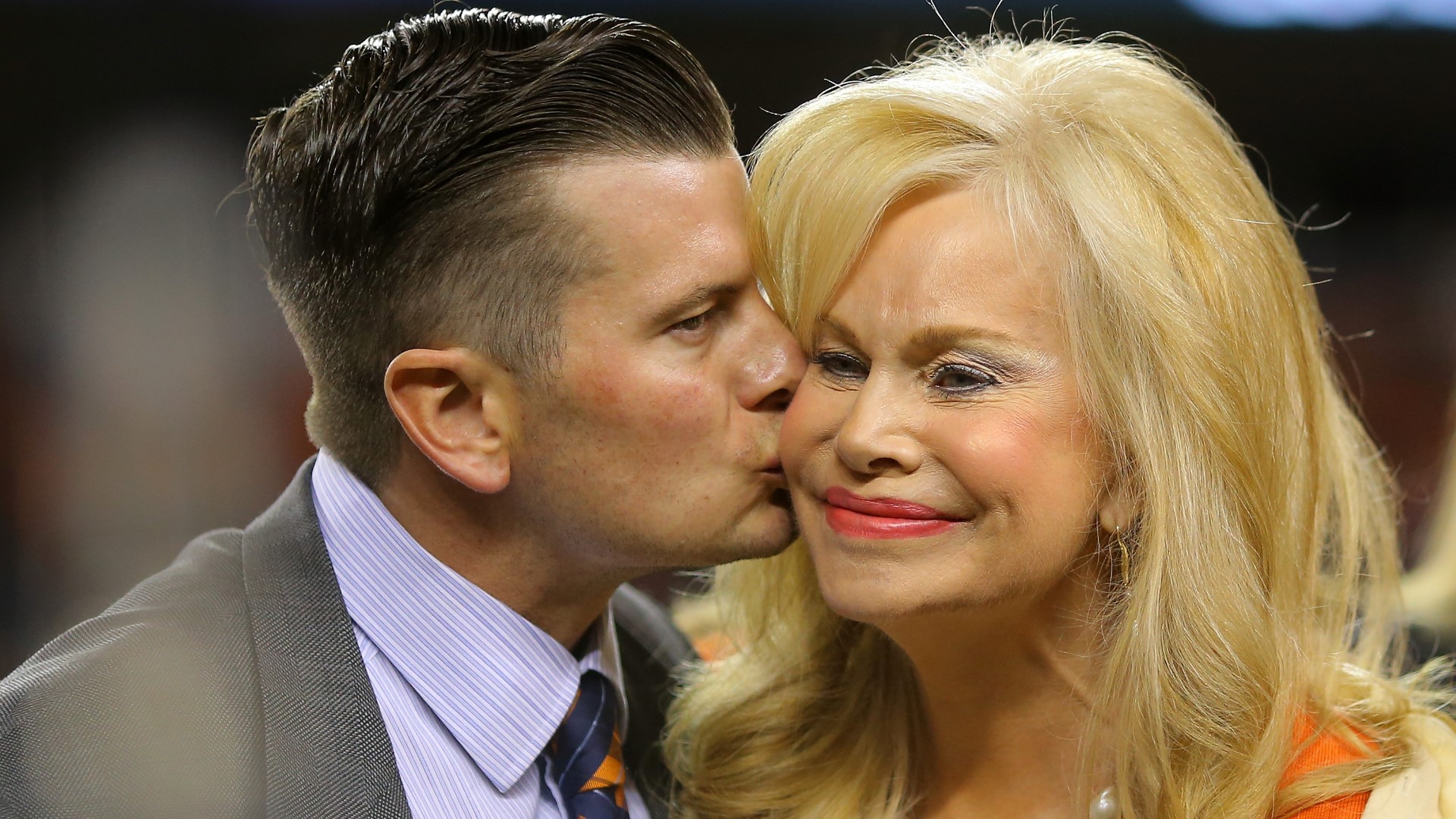 Never-before-told stories about Pat Bowlen from those who know him best ...