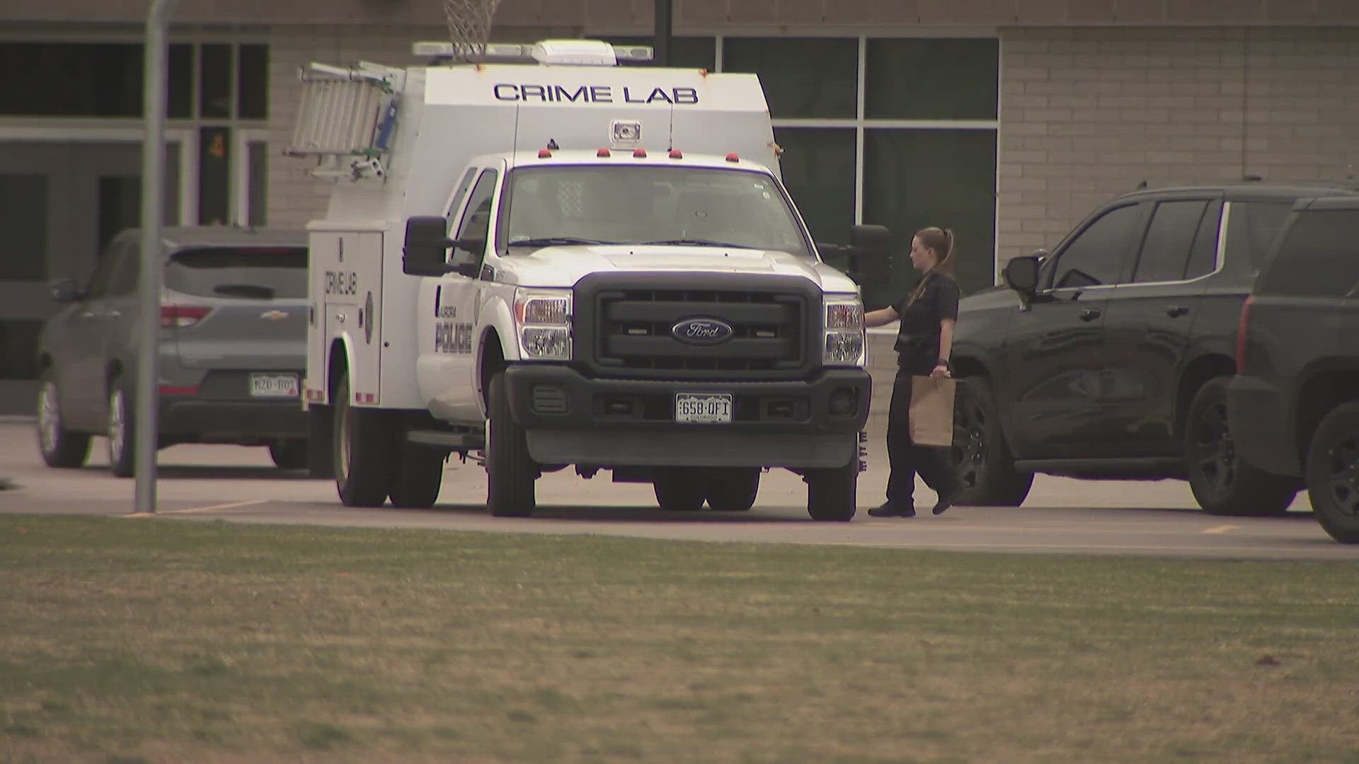 Girl injured in stabbing at Aurora Science and Tech Middle School ...