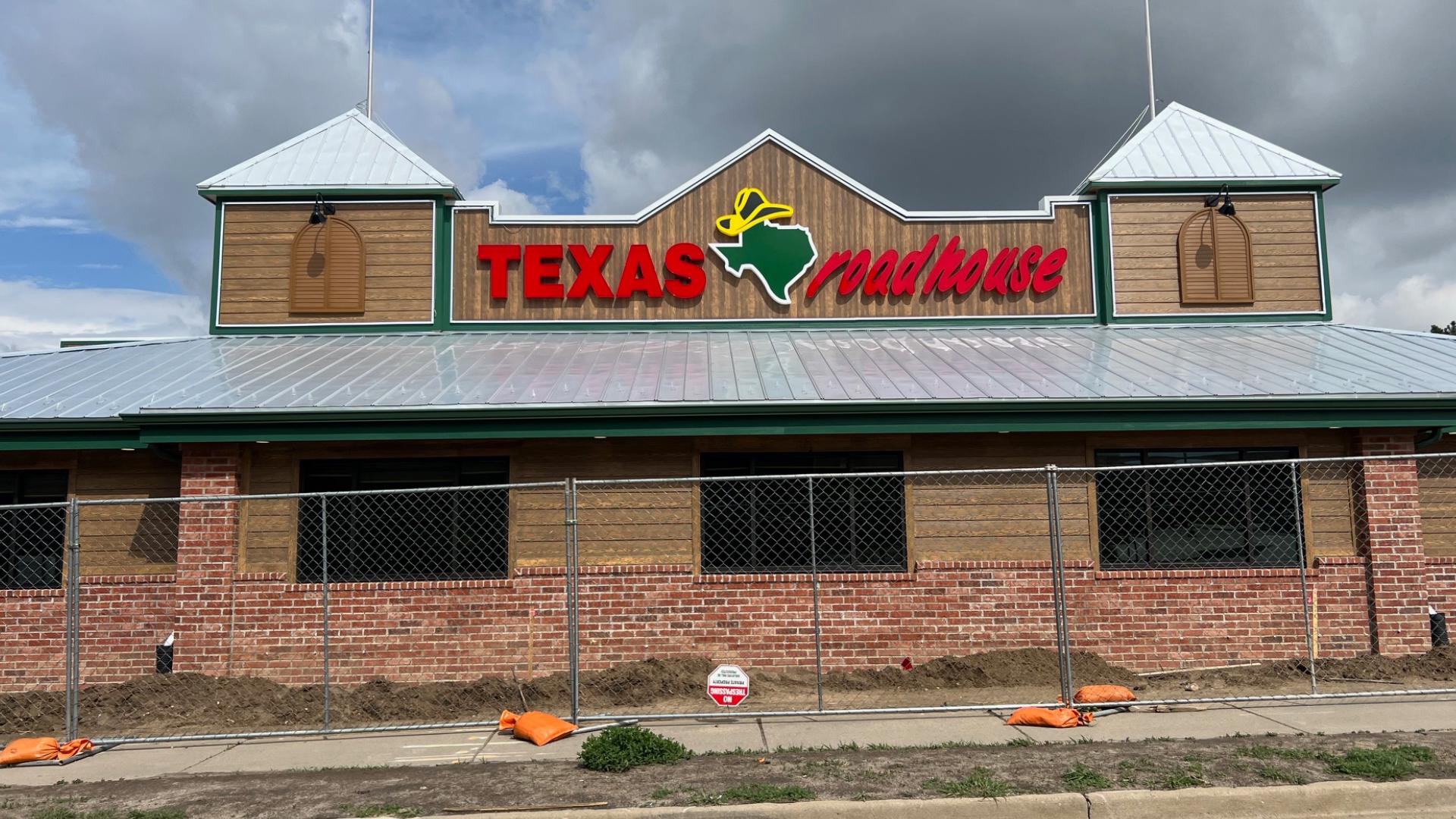 Texas Roadhouse to open new Aurora restaurant location | 9news.com