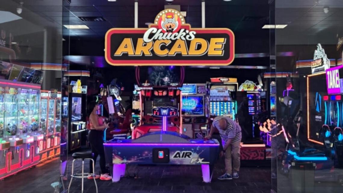 Chuck E. Cheese launches Chuck's Arcade for adults with 10 locations ...