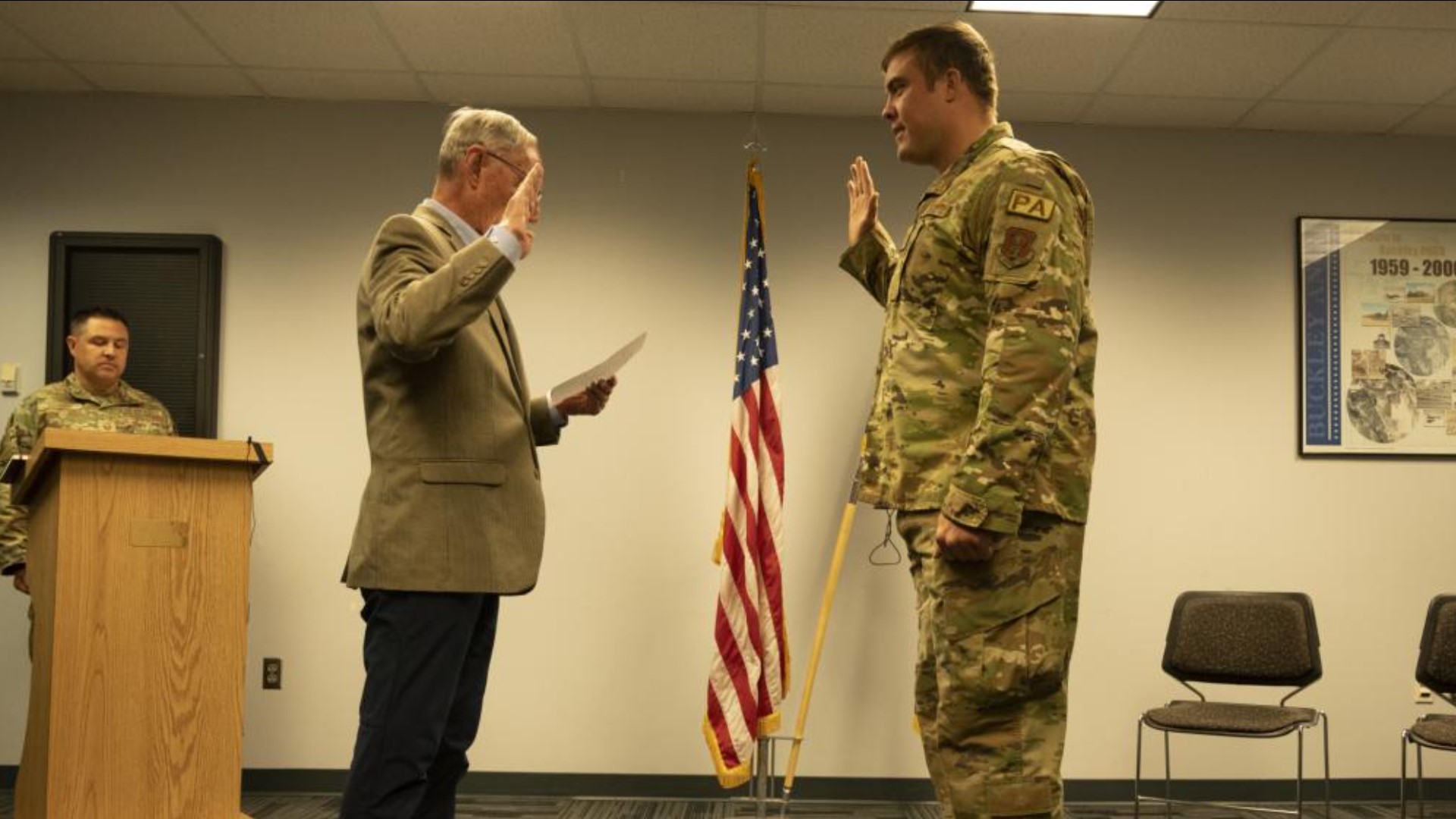 Former NFL star promoted to major in Colorado Air National Guard ...