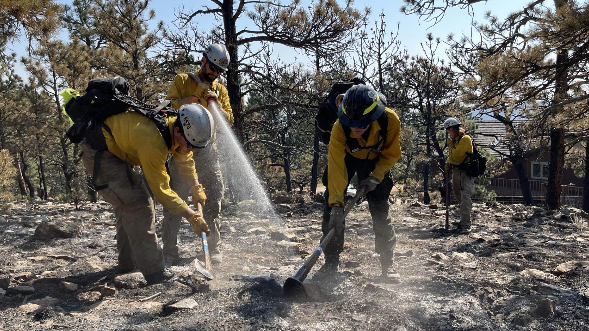 Colorado wildfire: Stone Canyon Fire photos behind the fire line ...