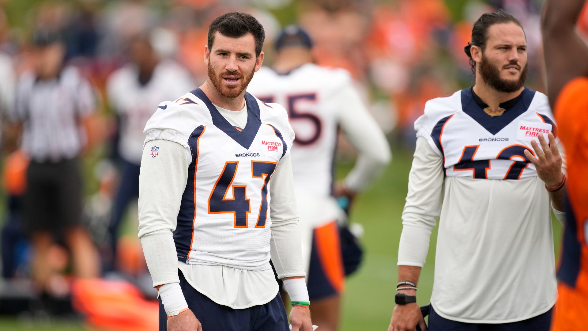Alex Singleton deflects Broncos' QB situation at Super Bowl | 9news.com