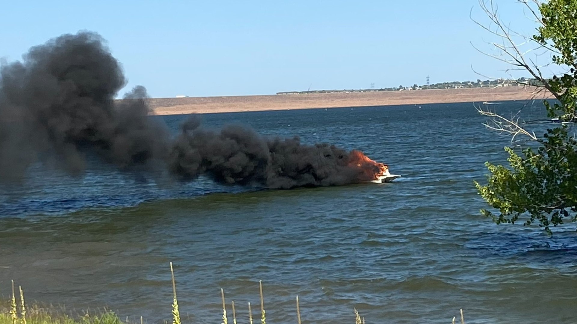 Boat catches fire at Chatfield Reservoir | 9news.com