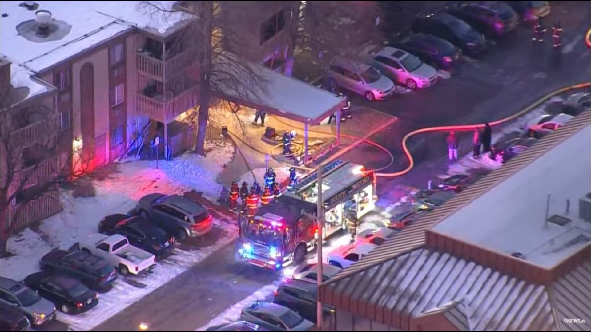 Residents rescued from Arapahoe County apartment complex fire | 9news.com