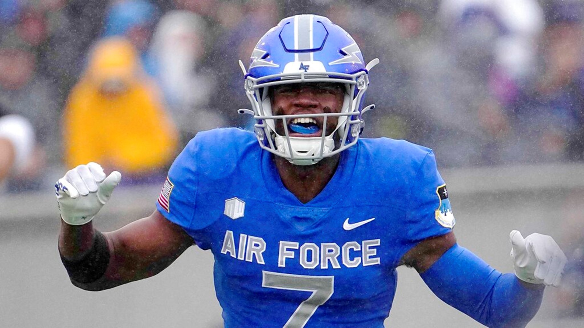 Air Force player wins Jim Thorpe Award | 9news.com
